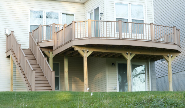 Deck Failures – How To Prevent Collapse and Building Mistakes - Get A ...